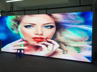 China Gran publicidad P1.667 P2.5 P3 Pantalla LED de interiores Pequeños píxeles Pitch en venta
