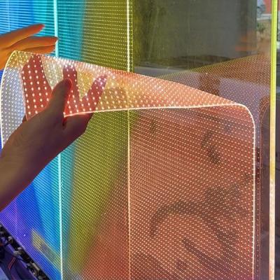 Cina Display a pellicola LED trasparente adesivo ultraleggero per finestre in vetro flessibile appiccicoso Pellicola per pannelli LED Schermo in cristallo Trasparente in vendita