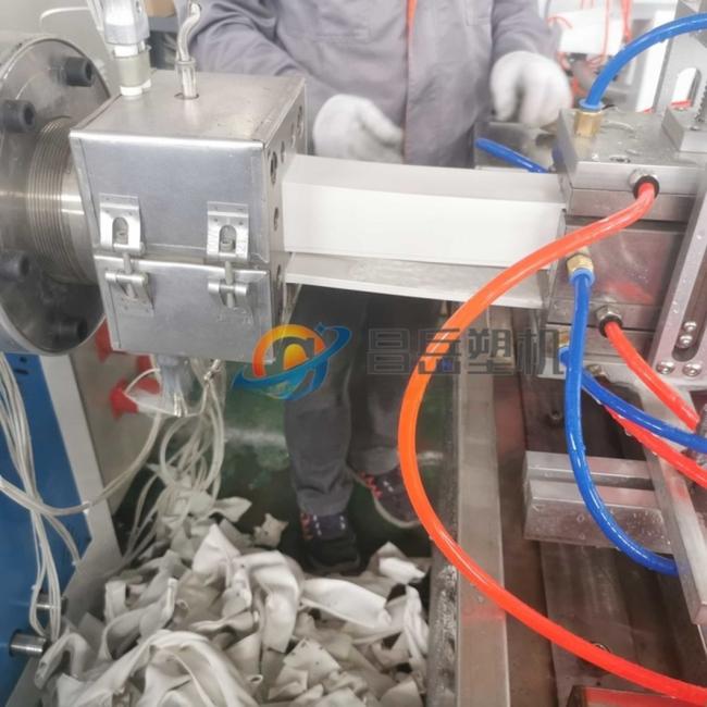 PVC/PP/PE Profile Plastic Making Machine Production Line