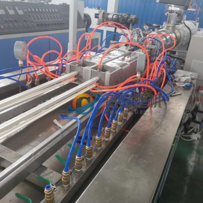 PP Plastic Profile Making Machine/PVC Cuble Duct Extruder Machine Line