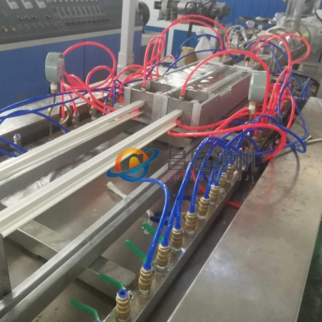 Two/Four Cavity PVC Cable Duct Trunking / Window / Door Profile Extrusion Making Machine