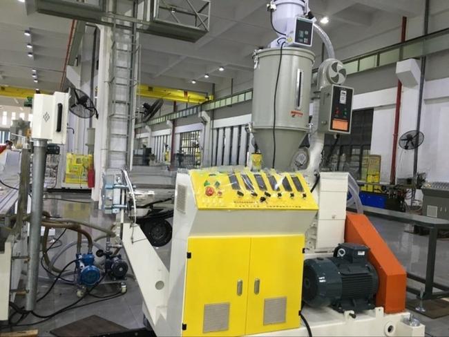 PC/PMMA LED Lampshade Lamp Cover Extrusion Making Machine / Production Line