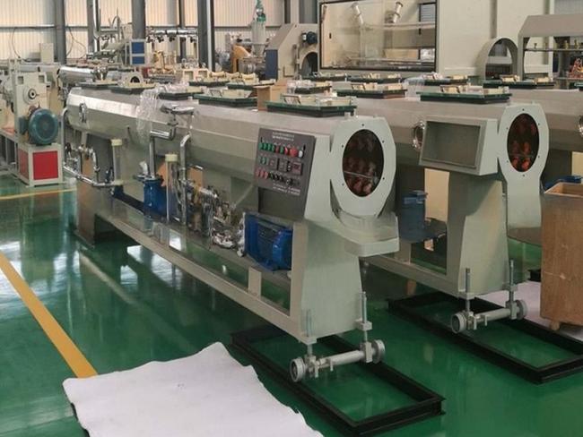 China Manufacturing HDPE Pipe Production Line