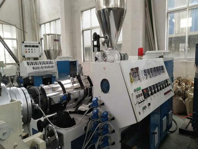 High Standard HDPE Pipe Extruder Machine