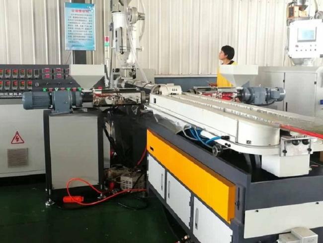 Sales Service PE PVC Single Wall Corrugated Pipe Production Line