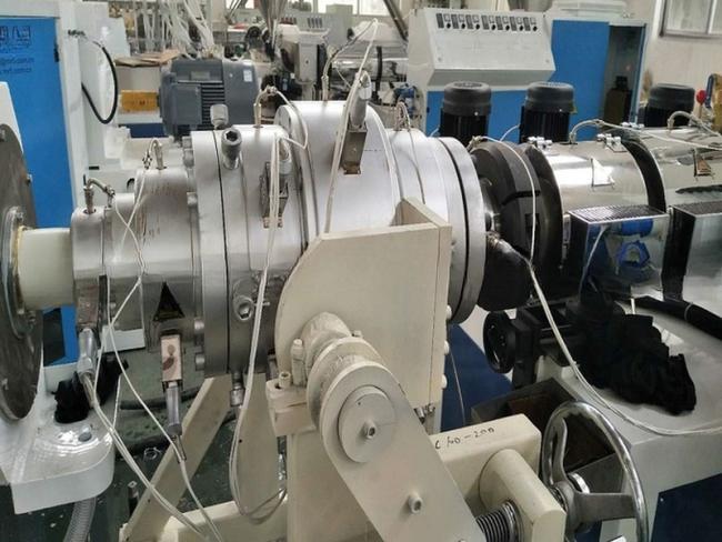 Automatic HDPE Pipe Extruder Machine