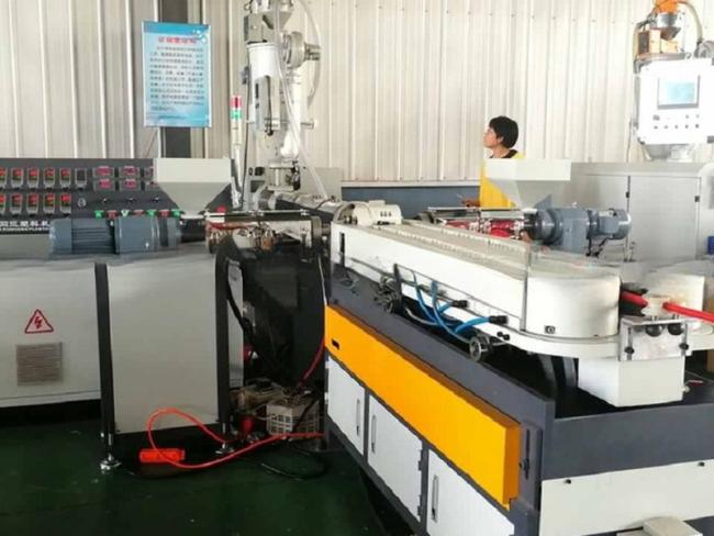 Latest Simple Operation PVC Single Wall Corrugated Pipe Production Line