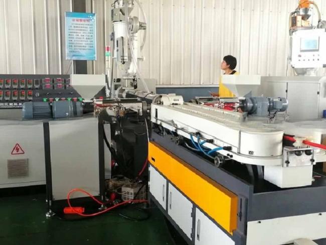 Quality Assured PE Single Wall Corrugated Pipe Production Line