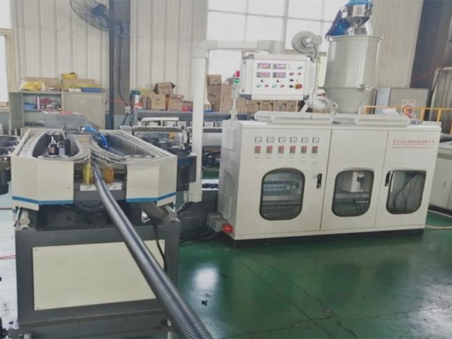 Customer-Approved PE PVC Single Wall Corrugated Pipe Production Line