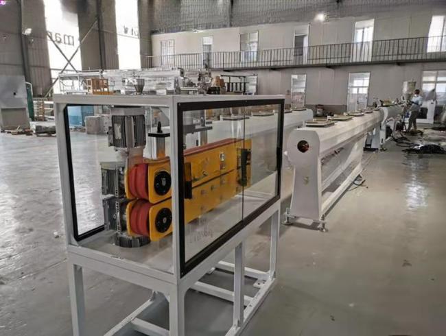 Factory Direct Selling HDPE Tube Extrusion Machine