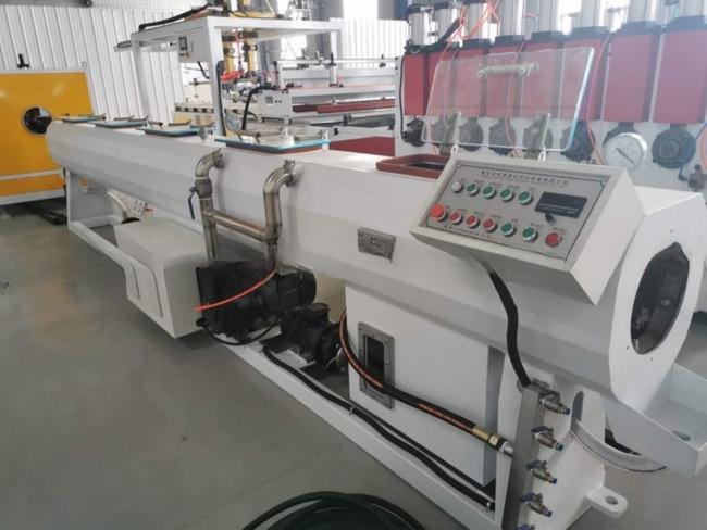 PVC Pipe Extrusion Machine / Extrusion Line