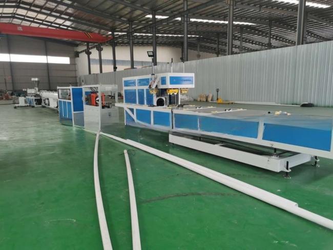 UPVC Drainage Pipe Production Line with Online Socketing Machine