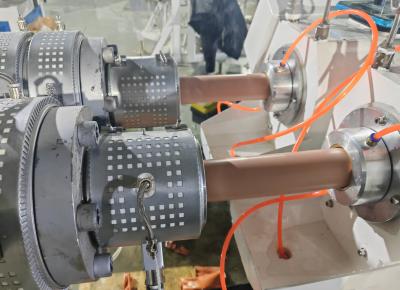 China Máquinas de extrusão de tubos de duplo contuto de PVC de duas cavidades personalizáveis para diferentes requisitos do cliente à venda