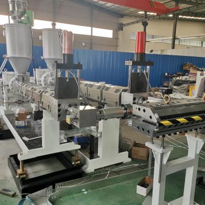 中国 PMMA PVC PE ABSの海外PPシート/ボード生産ラインのエンジニア 販売のため