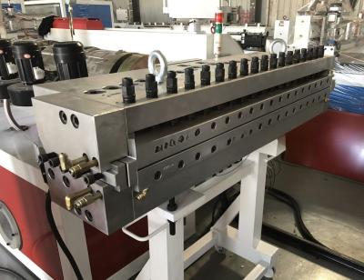 China Solid WPC Board Production Line 80/156 Foam Board Production Line Customized for sale