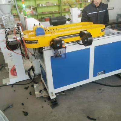 China Máquina de extrusão de tubos ondulados de PVC de parede única de tipo separado para canal de parafuso profundo à venda