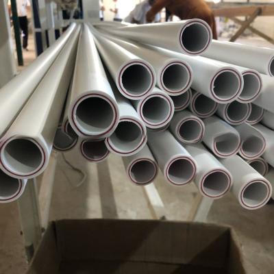 China PPR-pijpmachine met diep schroefkanaal en automatische besturing Te koop