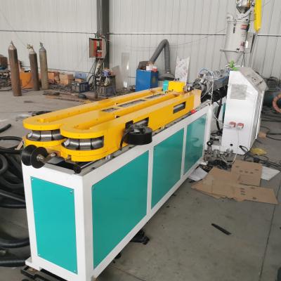 중국 분리형 압축기 조립 구조 PVC 단일 벽 유도 파이프 생산 라인 판매용