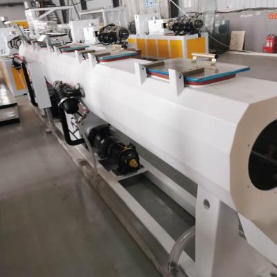 中国 プラスチックパイプの製造のための深スクリューエクストルーション鋳造機 販売のため