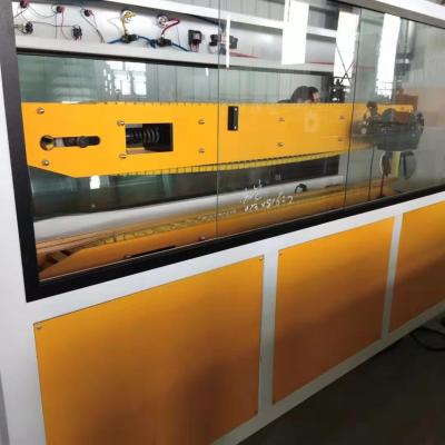 China Maßgeschneiderte HDPE-Rohr-Extrusionsmaschine bringt Ihre Produktion auf die nächste Stufe zu verkaufen
