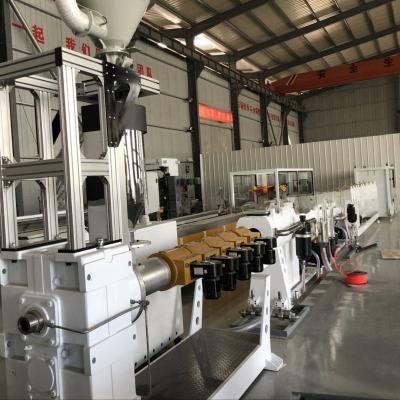 중국 깊이 나사 채널 구조 물 공급 HDPE 파이프 생산 라인 사용자 정의 판매용