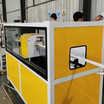 China Máquina de extrusão de tubos PPR de camada 3 para produção à venda