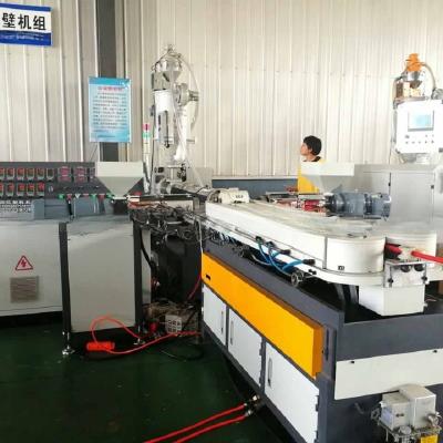 중국 20-63mm PVC 플라스틱 단일 벽 류류 파이프 extruder 기계 하나의 공급 모드 판매용
