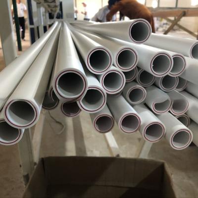 중국 컴퓨터화 생산 프로세스를 위한 내구성 있는 플라스틱 압축기 PPR 파이프 생산 라인 판매용