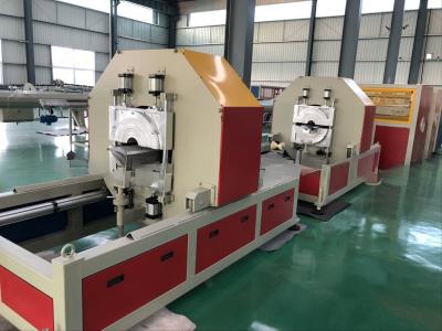 中国 PE素材のプラスチックパイプエクストルージングライン 販売のため