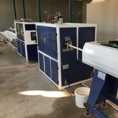 China Máquina de extrusão de tubos PPR para uma alimentação e uma saída à venda