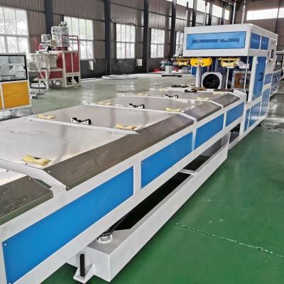 Китай Глубокая конструкция канала с винтовым каналом ПВХ-экструзионная машина для труб продается