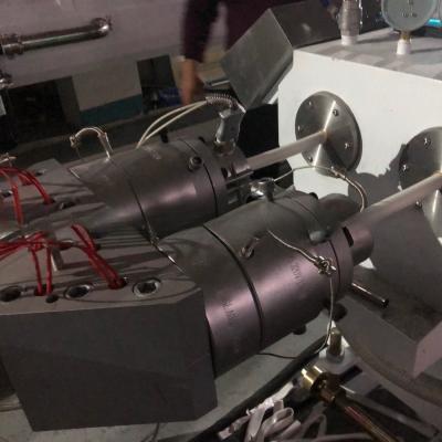 중국 완전 융합 융합 시스템 자동 플라스틱 PVC 융합 파이프 생산 라인 판매용