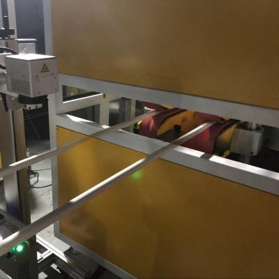 Chine Structure d'assemblage automatique Ligne de production de tuyaux en PVC avec extrudeuse de type séparé à vendre