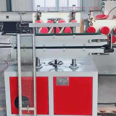 Chine Machine de moulage par extrusion de tuyaux renforcés de fibres de PVC durables avec conception à deux vis à vendre