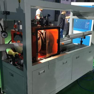 Chine Ligne de production de tubes en PVC à vis profonde en mode alimentation unique pour une production et une production supérieures à vendre