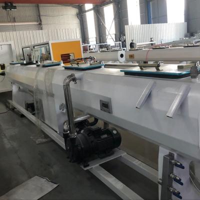 Cina Macchina di stampaggio a estrusione per la produzione di tubi in PVC approvata dal cliente con tecnologia avanzata in vendita