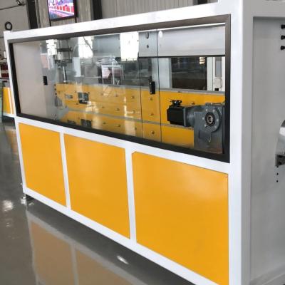 Chine Machine de moulage par extrusion professionnelle SJ51 pour la fabrication de tuyaux en PVC à vendre