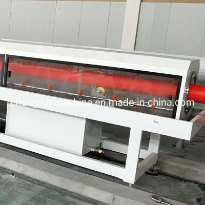 Chine Extrudeuse de type séparé haute automatisation de la ligne de production de tuyaux en PVC UPVC personnalisation à vendre