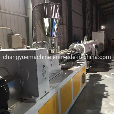 Chine Ligne de production de tuyaux en PVC à double vis à économie d'énergie avec système de contrôle automatique à vendre