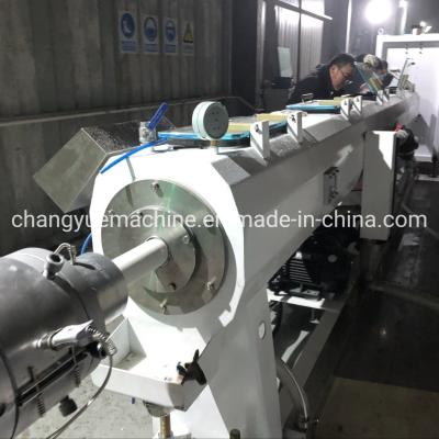 Chine Machine d'extrusion de tuyaux en PVC à structure d'assemblage informatisée à vendre