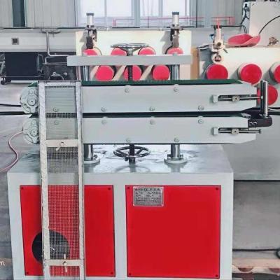China Máquina de fabricação de tubos reforçados com fibras de PVC de dois parafusos, com extrusora de tipo separado à venda