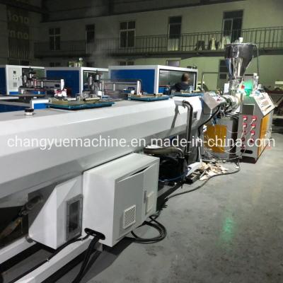 Chine Machine de fabrication de tubes en PVC avec extrudeuse et structure d'assemblage de type séparé à vendre