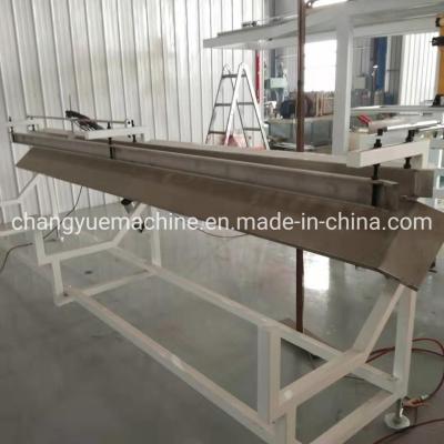 Chine Ligne de production de tuyaux en PVC puissante avec structure d'assemblage et extrudeuse de type séparé à vendre