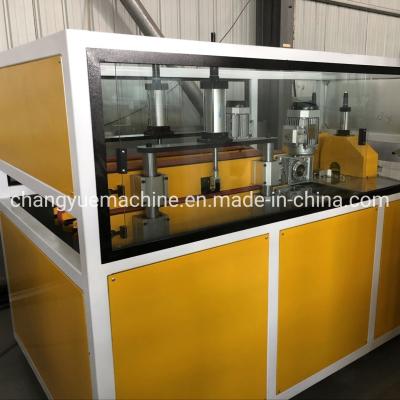 中国 耐久性のあるソリューションを作るPVC管管のためのワンフィードエクストルーション鋳造機 販売のため