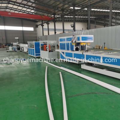 Chine Ligne de production de tuyaux en UPVC en plastique à pleine maillage avec structure de canal à vis profonde à vendre