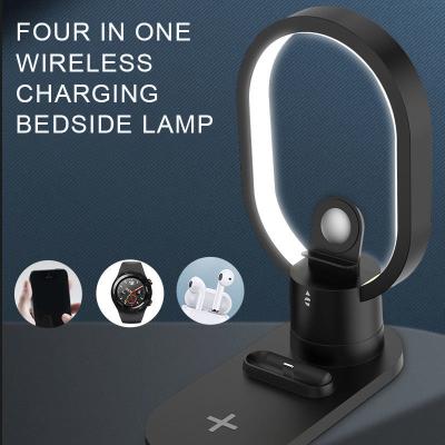 China Sensor inteligente carregador sem fio multifuncional 4 em 1 desktop para Airpods à venda