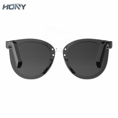 Cina TR90 Ray Protection Sunglasses With Built uv in orecchio aperto delle cuffie in vendita