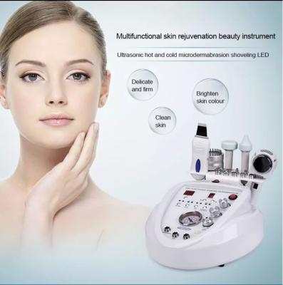 Cina 5 in 1 idro pulizia di Diamond Skin Microdermabrasion Machine Face in vendita