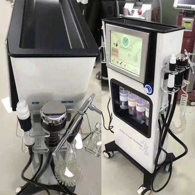 Cina La macchina 7 di Alice Super Bubble Hydrafacial Beauty in 1 ossigeno sbuccia in profondità la pulizia in vendita