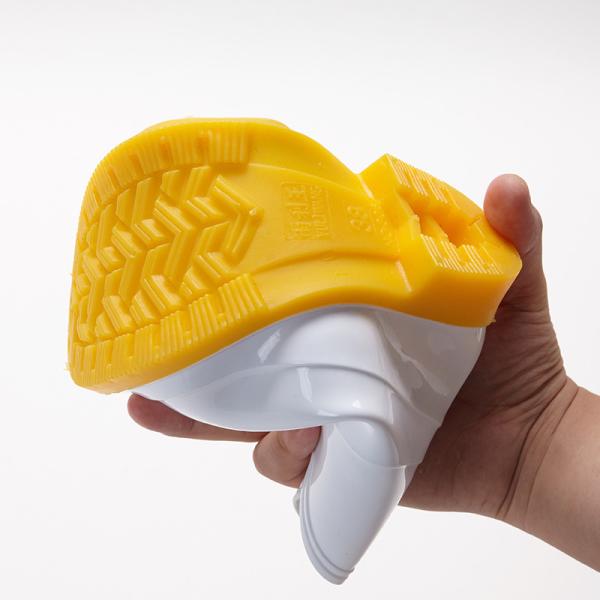 Les bottes de pluie imperméables de traitement des denrées alimentaires des produits alimentaires huilent et les bottes résistantes de sécurité d'alcali